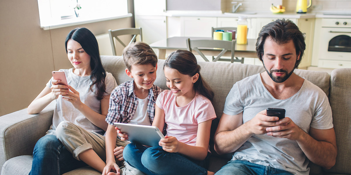 Balancing Screen Time in Your Family - Accountable2You